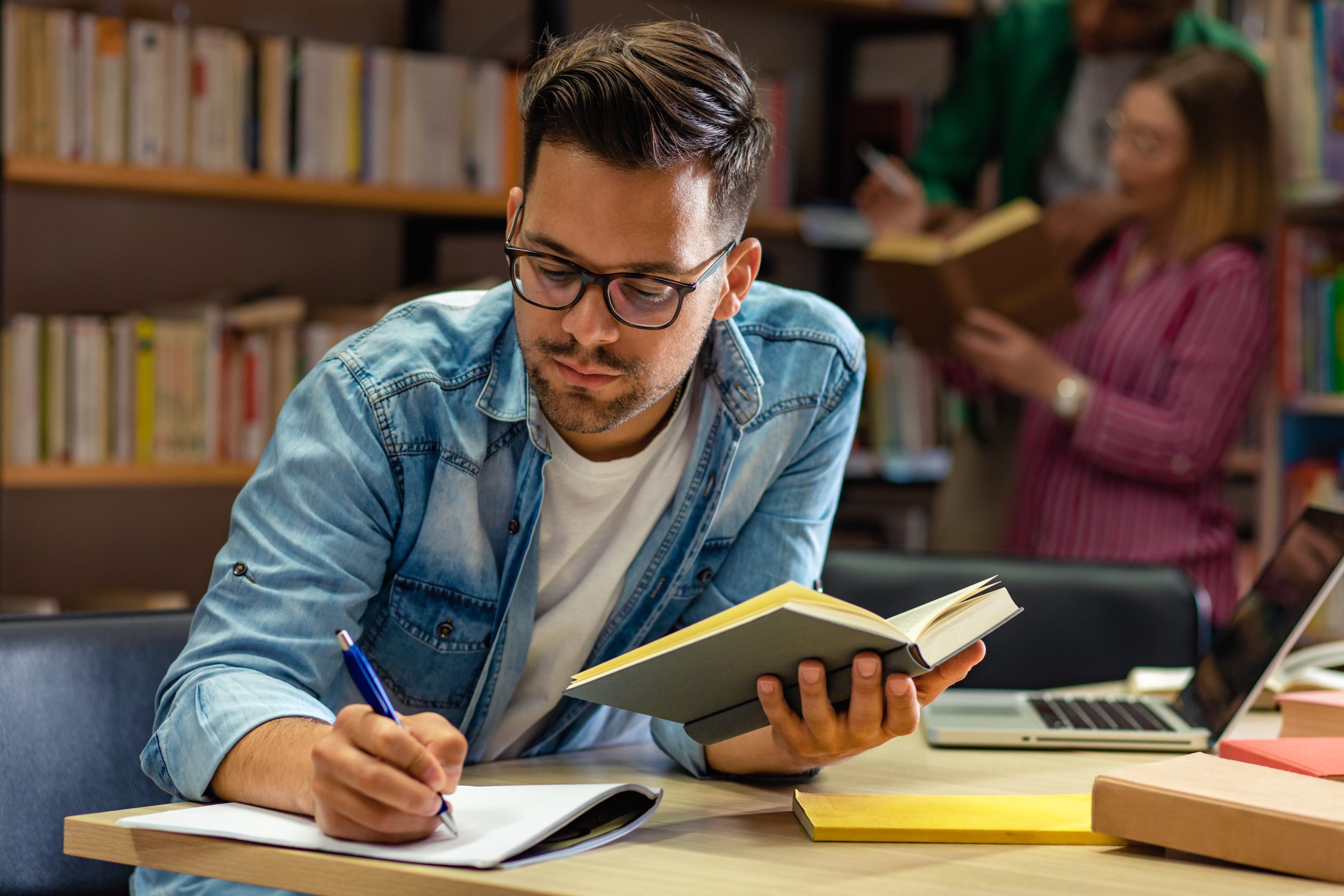 Accessing the curriculum; university based learning experiences of ...